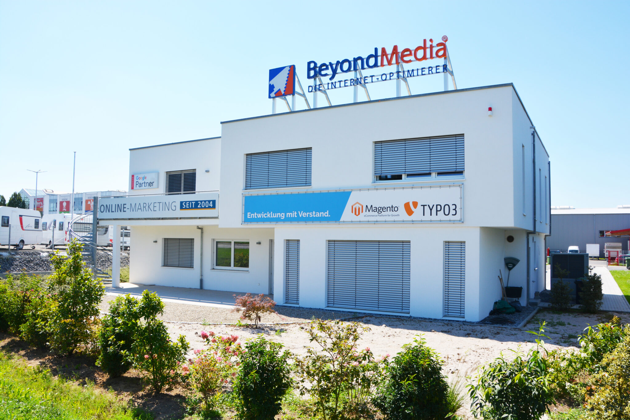 Das Unternehmen: Agentur für Online-Marketing | Beyond Media